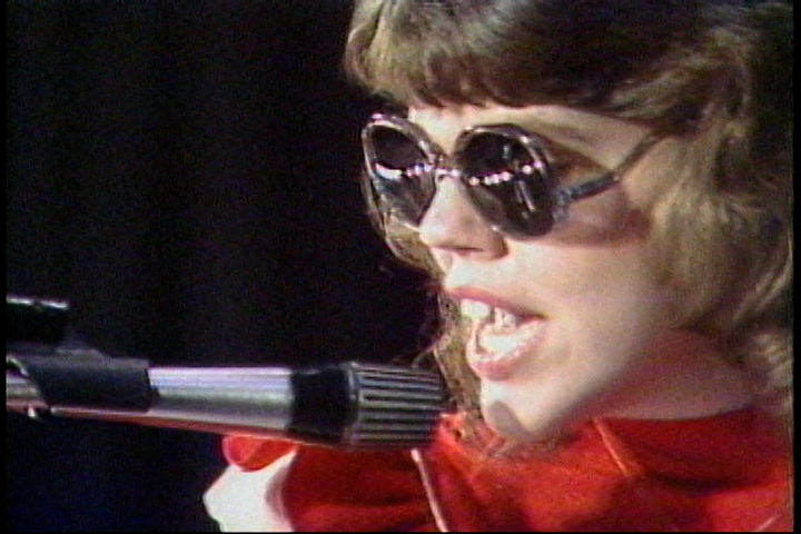 Musician Susan Pierce (1982) - Tyrrell Historical Library Collection