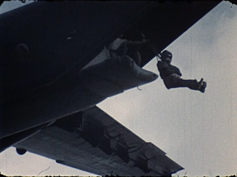 Fulton Skyhook System Live Recovery (1962) - James Skinner Collection