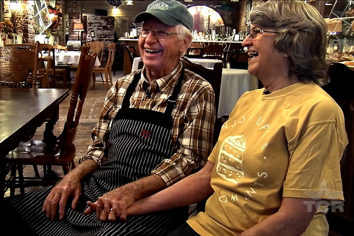 Texas Country Reporter - “Lovejoys on Main” (2011)