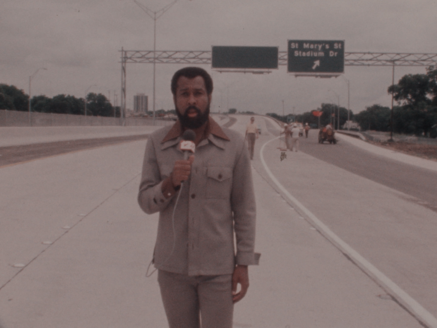 Mulberry Street Protest (1976) - KSAT-TV Collection
